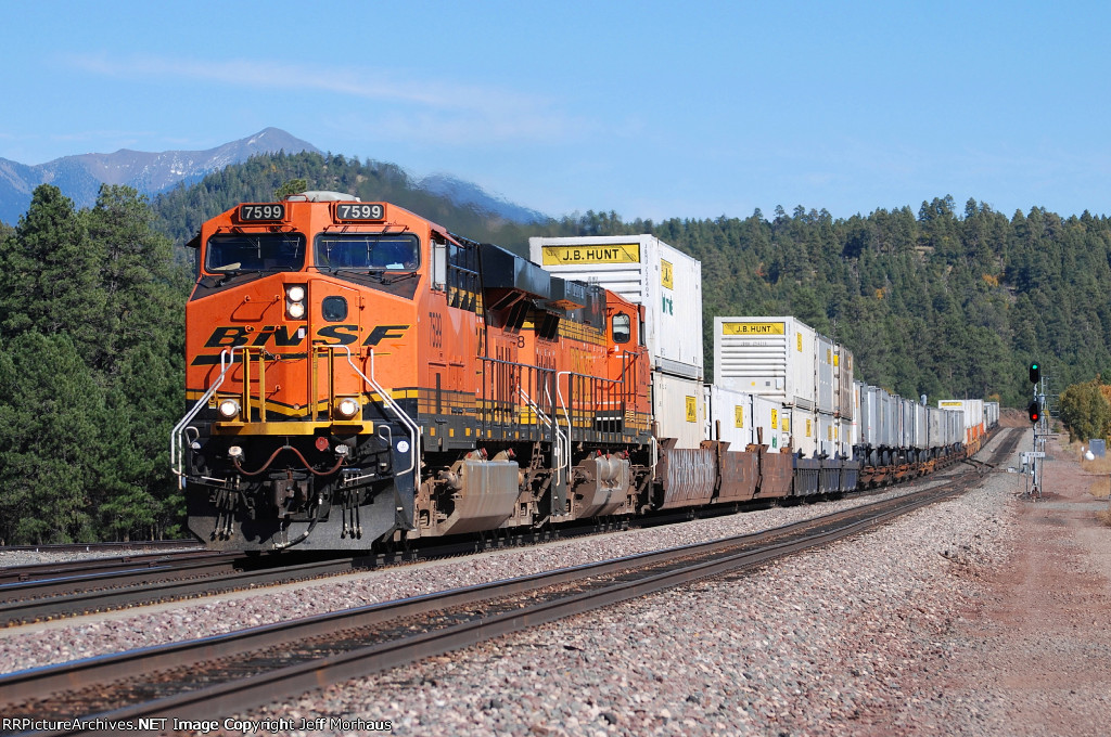 BNSF 7599